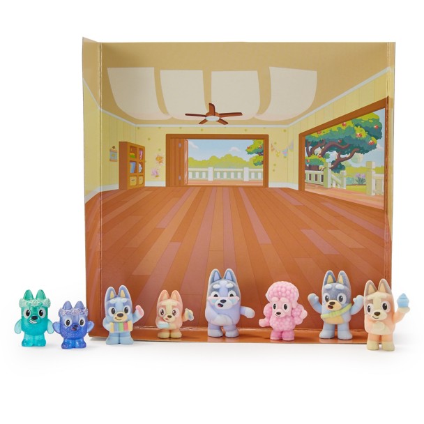 Bluey Fuzzies Deluxe Figure Pack is available online – Dis Merchandise News